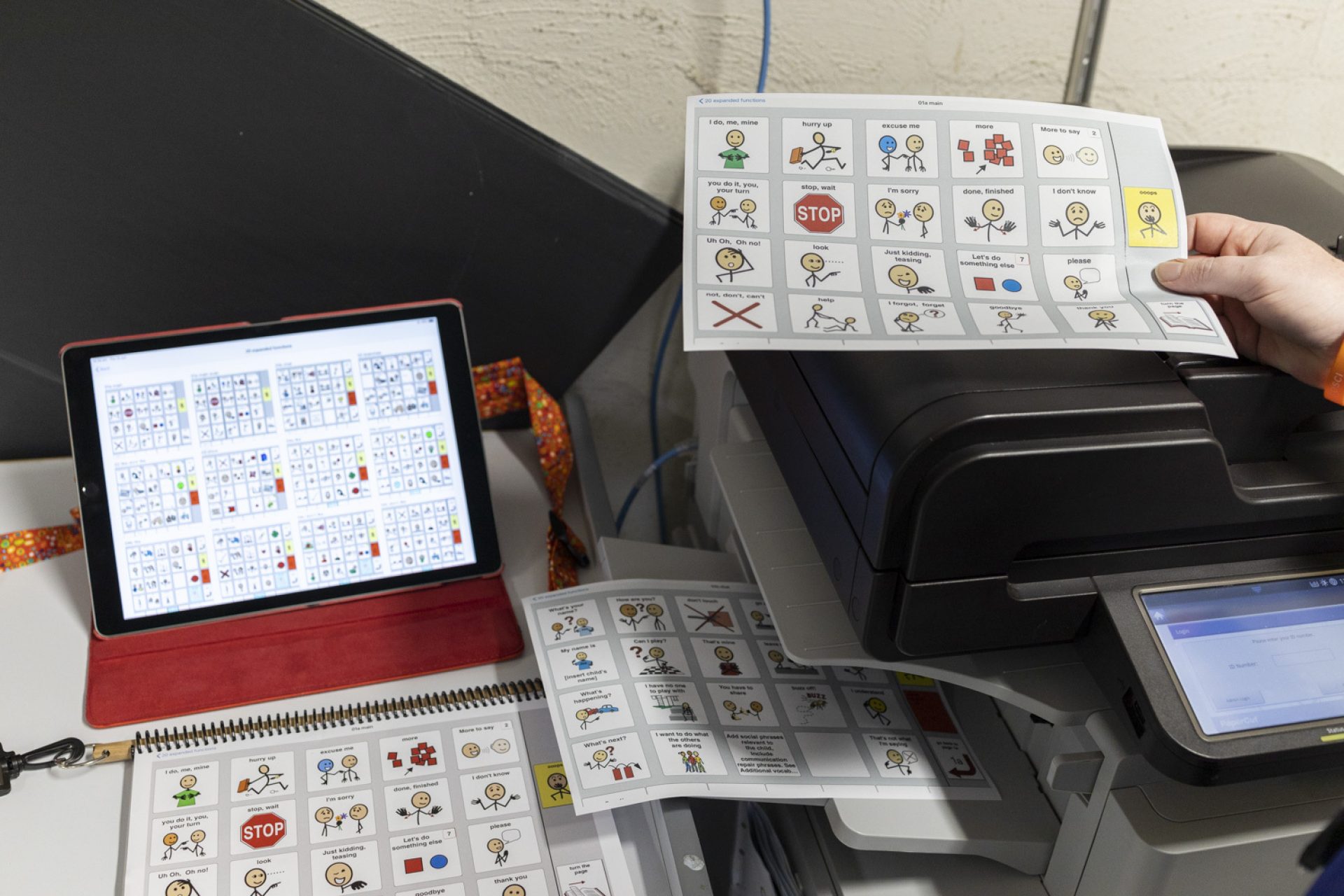 Practical tips to print and make a PODD book - AssistiveWare