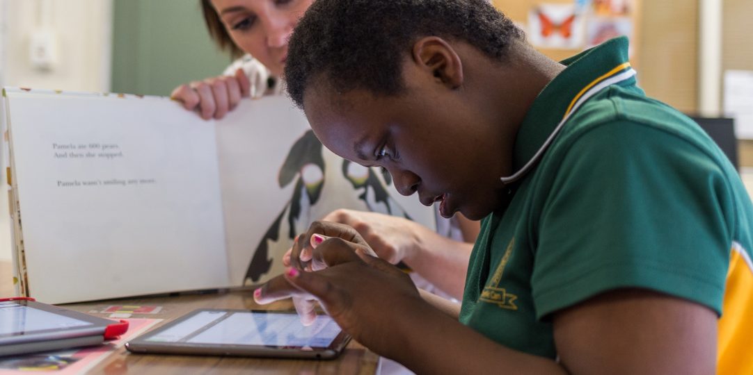 Learn AAC - AssistiveWare