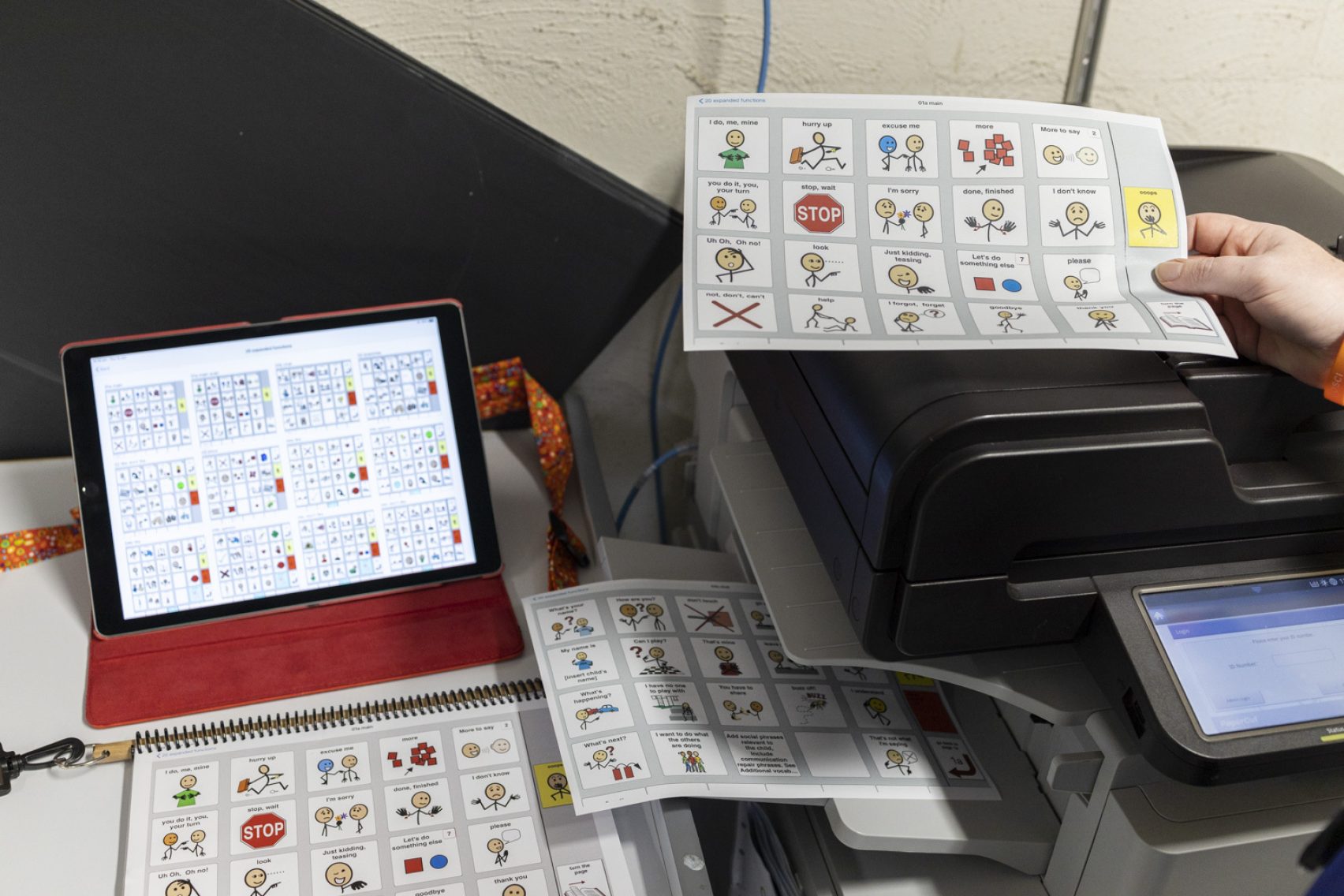 Practical tips to print and make a PODD book - AssistiveWare